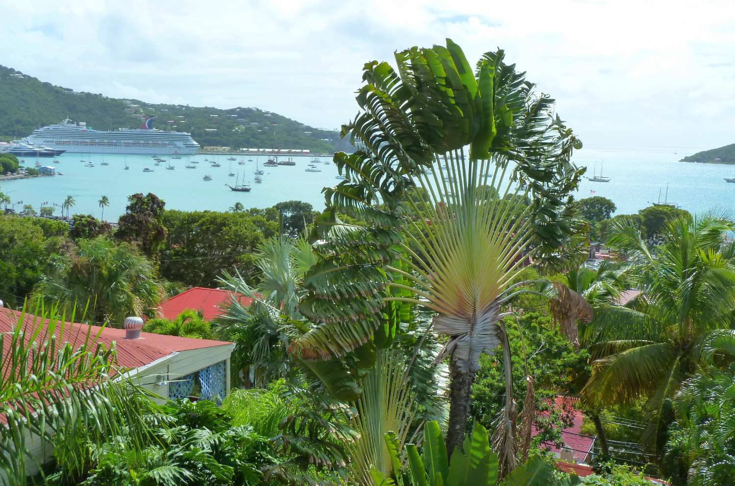 Solve Virgin islands jigsaw puzzle online with 77 pieces