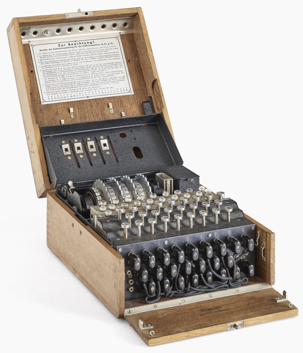 Solve Chiffriergerät Enigma jigsaw puzzle online with 195 pieces