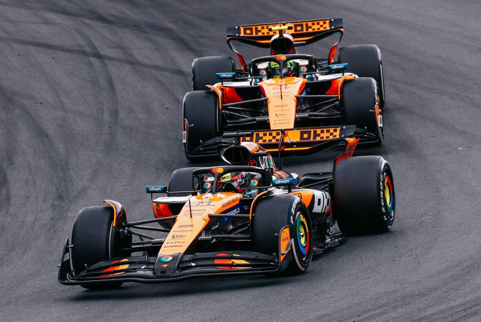 Solve F1 Dutch GP jigsaw puzzle online with 198 pieces