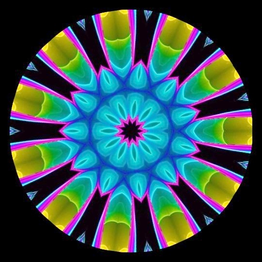 Solve Spinning Wheel jigsaw puzzle online with 16 pieces