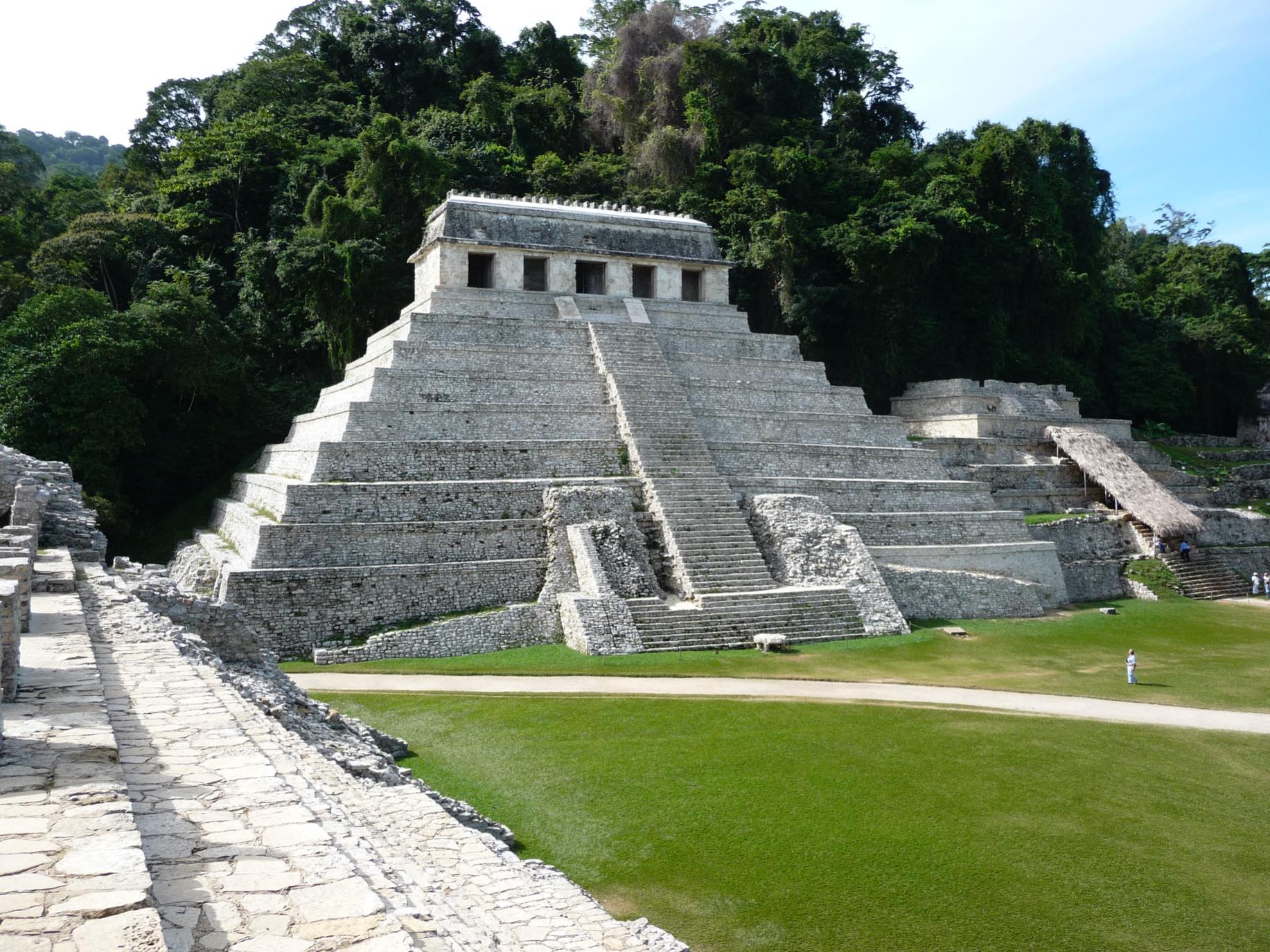 Jigsaw Puzzle | Mayan Pyramid, Palenque, Mexico | 165 pieces | Jigidi