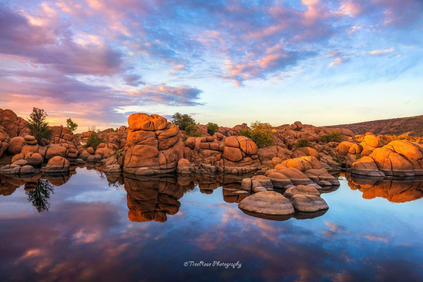 Solve Watson Lake, Prescott, AZ jigsaw puzzle online with 368 pieces