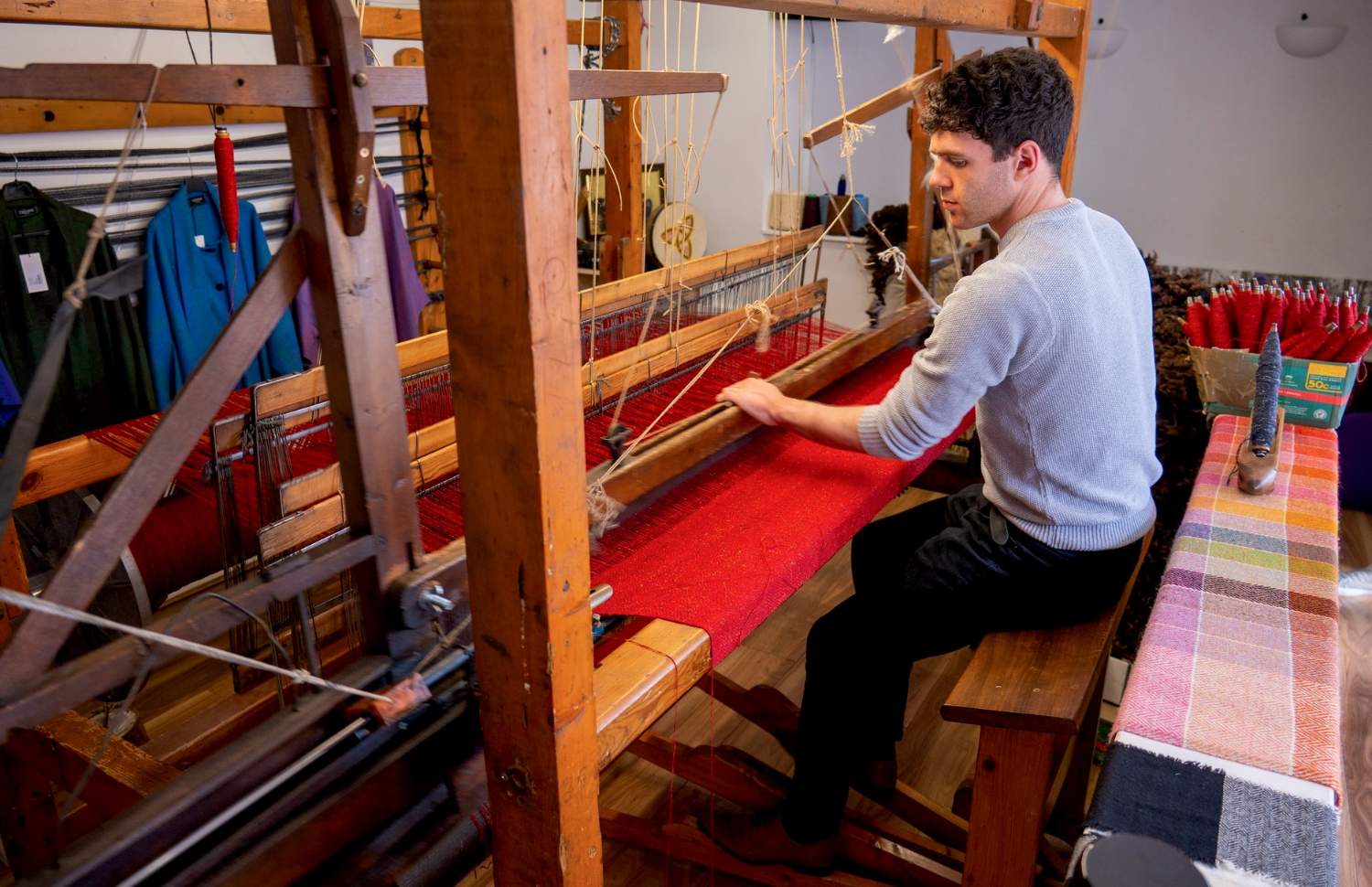 Solve Traditional weaving demo, Donegal, Ireland, August 2022 jigsaw ...