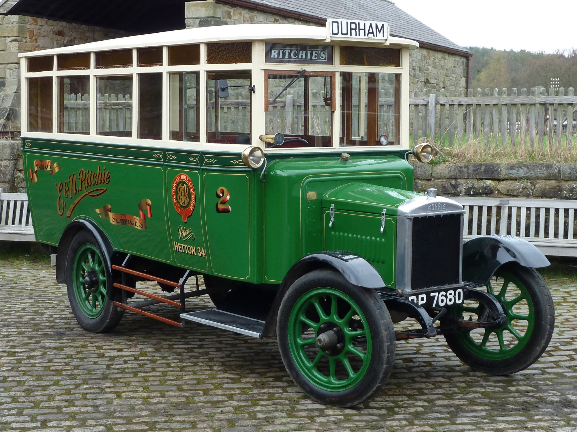 Solve 1926 Morris Commercial T/2 Motorbus jigsaw puzzle online with 108 ...