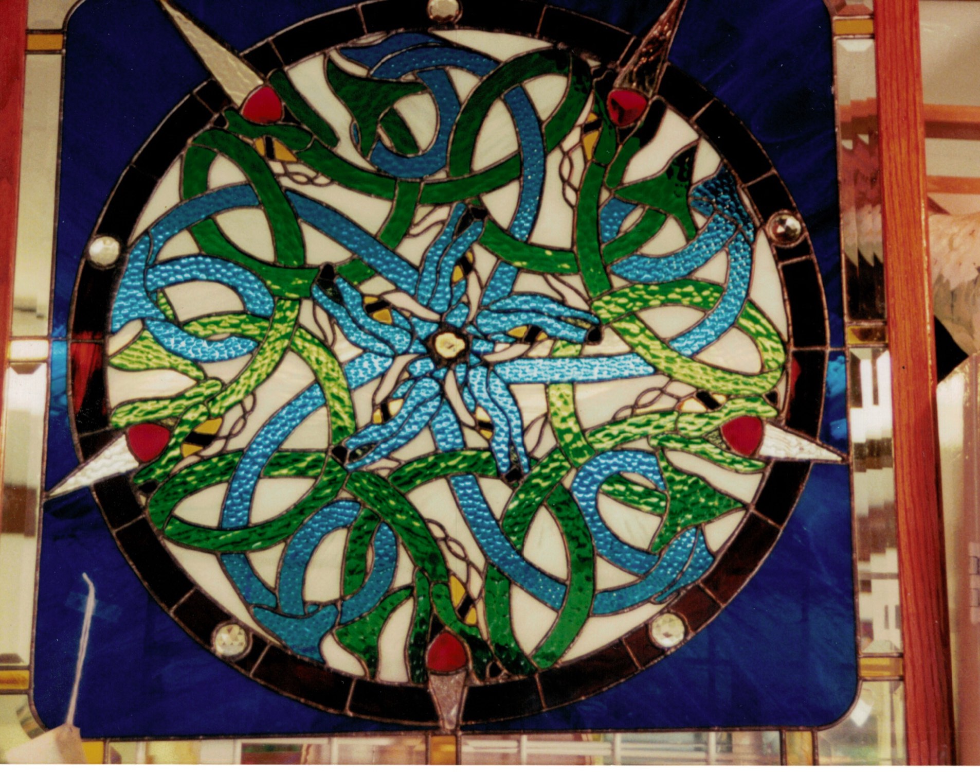 Solve Stained glass Interlace dragon window jigsaw puzzle online with ...