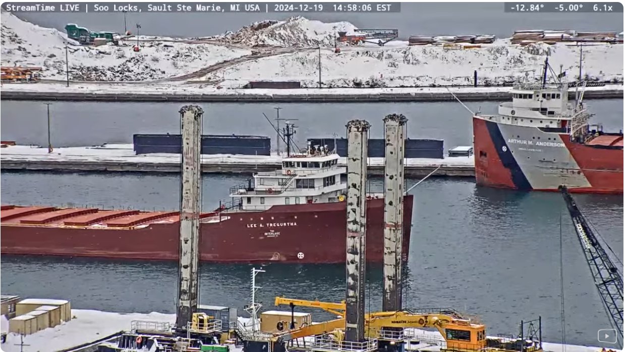 Solve soo locks lakers meeting jigsaw puzzle online with 240 pieces