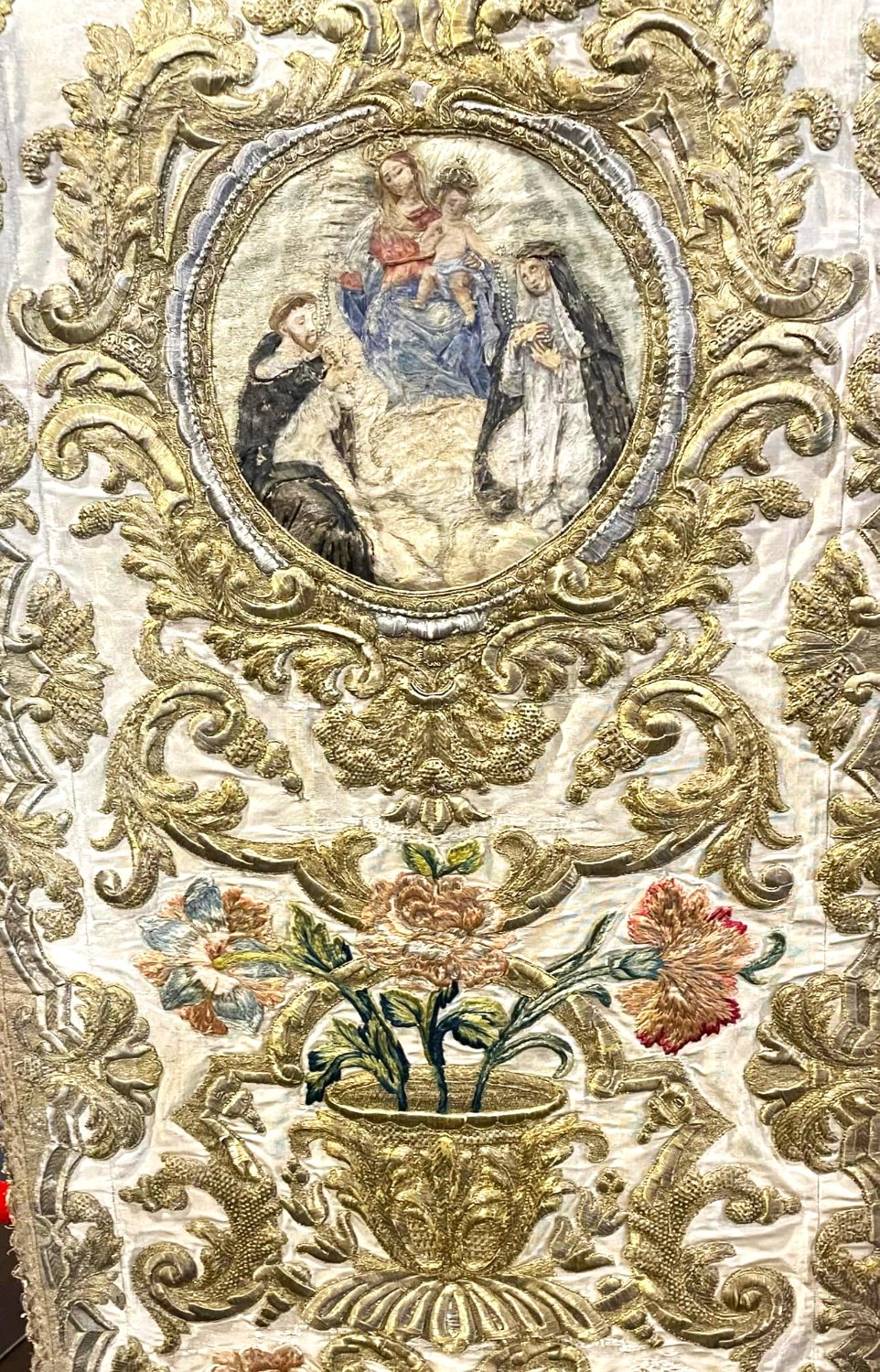 Solve Detail of ambo frontal at Basilica of Santa Maria Sopra Minerva ...