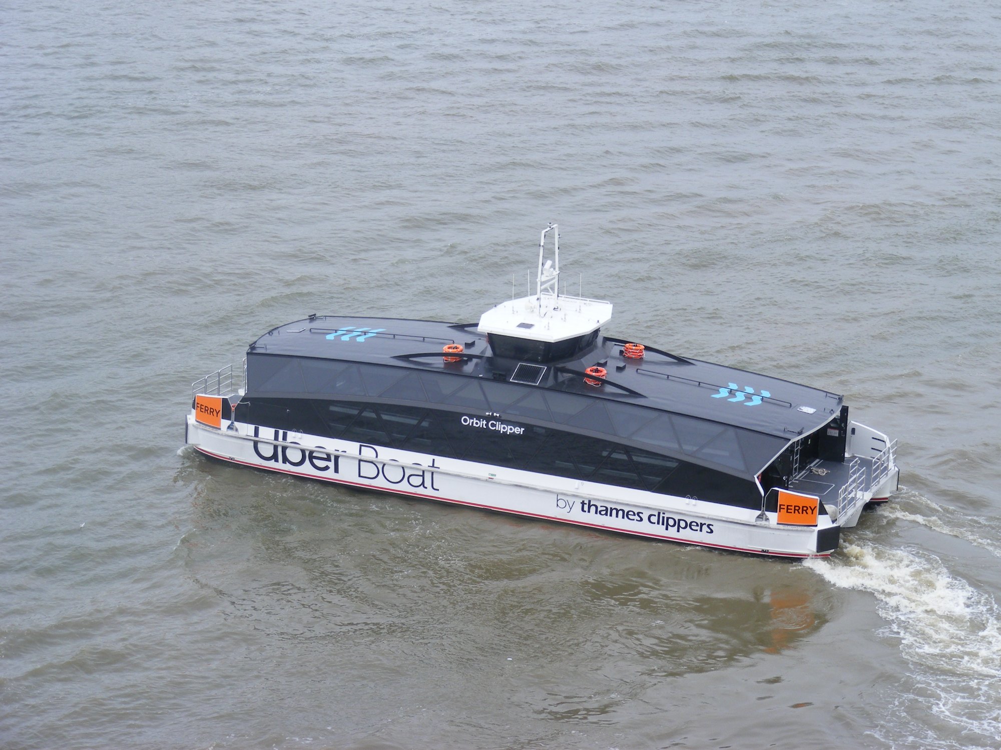 Solve ORBIT CLIPPER jigsaw puzzle online with 99 pieces