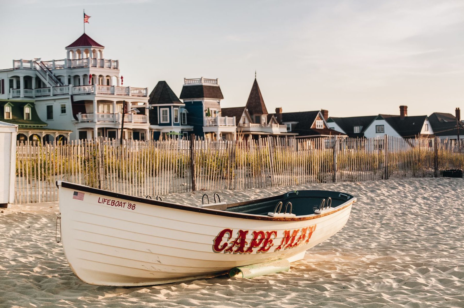 Solve Boat and houses at Cape May beach, New Jersey jigsaw puzzle ...