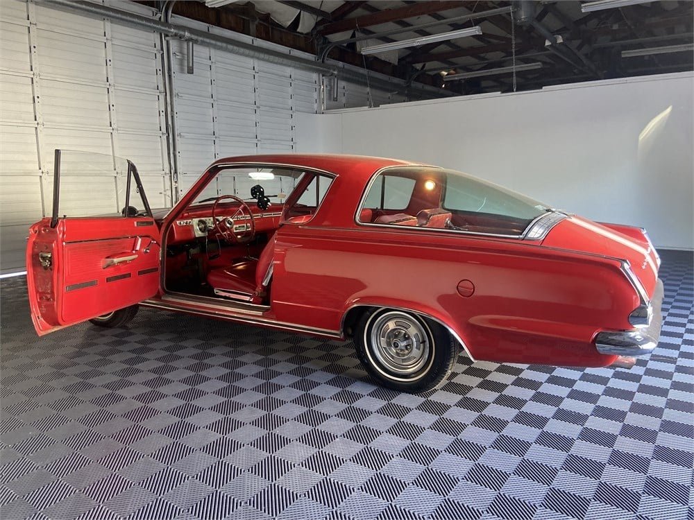 Jigsaw Puzzle | 63 pieces | 1965 Plymouth Barracuda | Jigidi