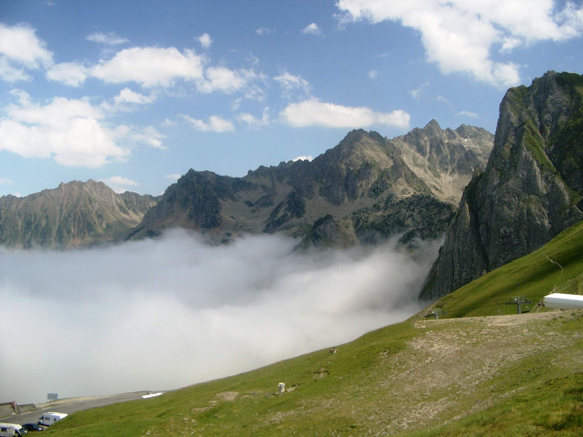 Solve Col du Tourmalet -Pyrénées jigsaw puzzle online with 594 pieces