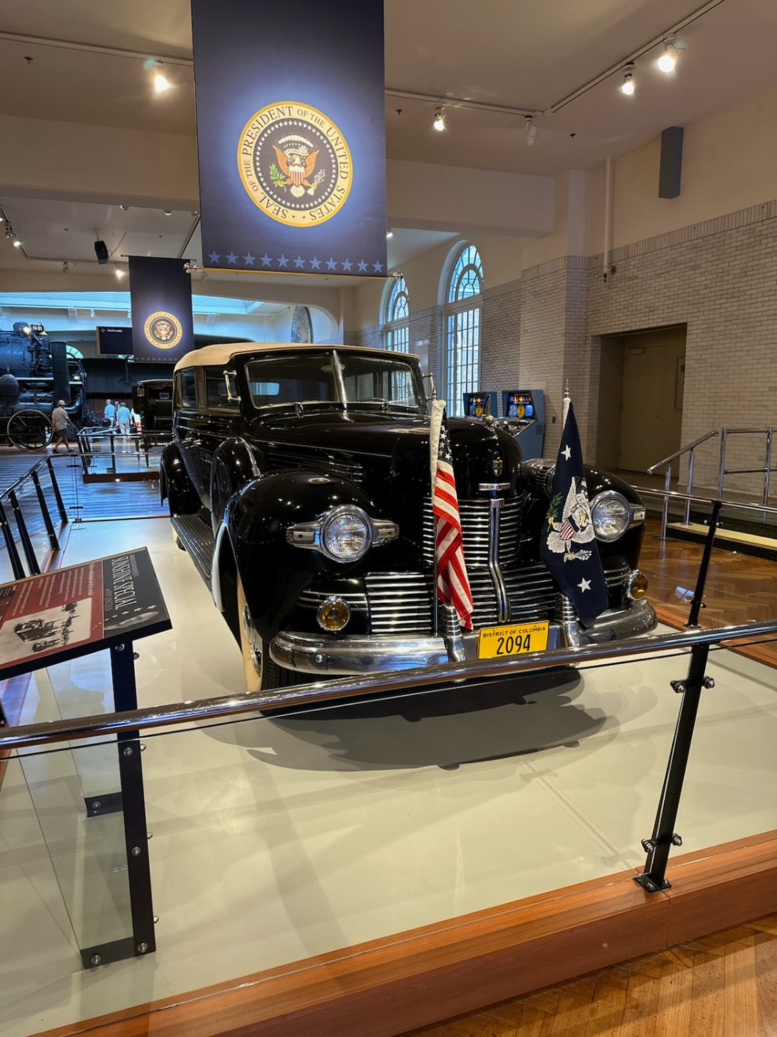 Solve FDR & Harry Truman Presidential LIMO ( Henry Ford Museum) jigsaw ...