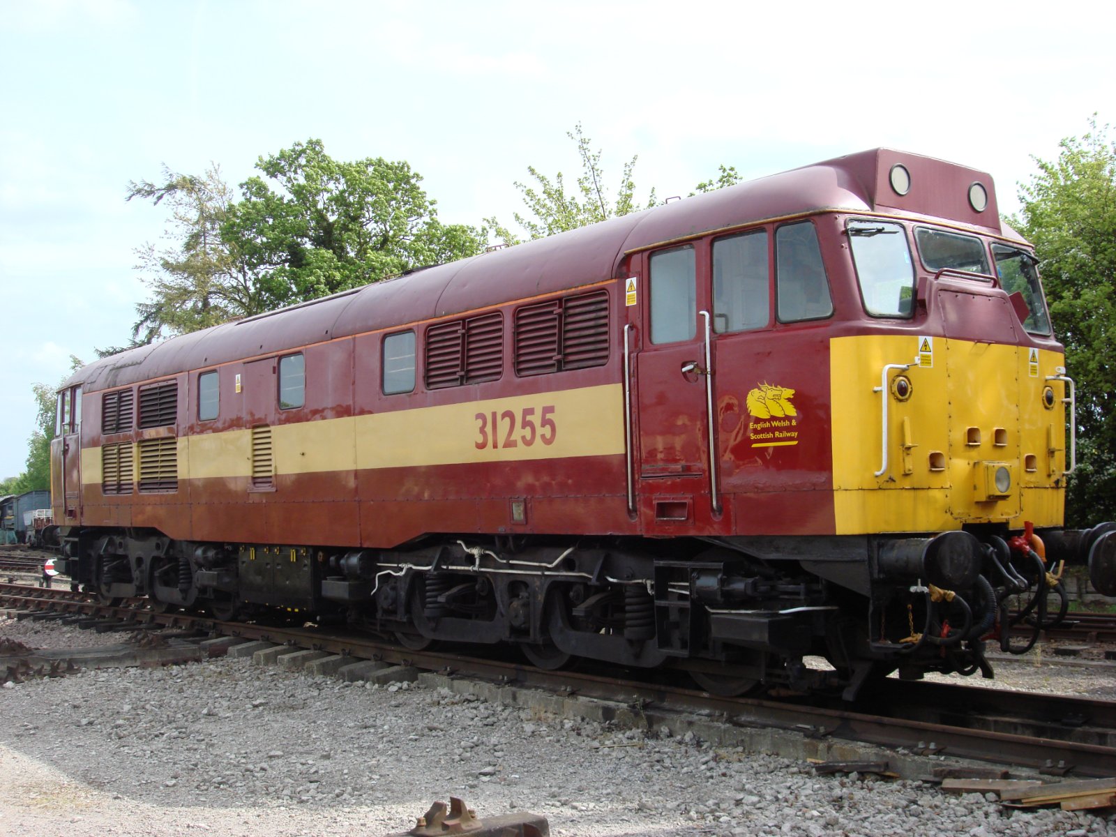 Solve EWS Class 31 31255 at the Colne Valley Railway. jigsaw puzzle ...