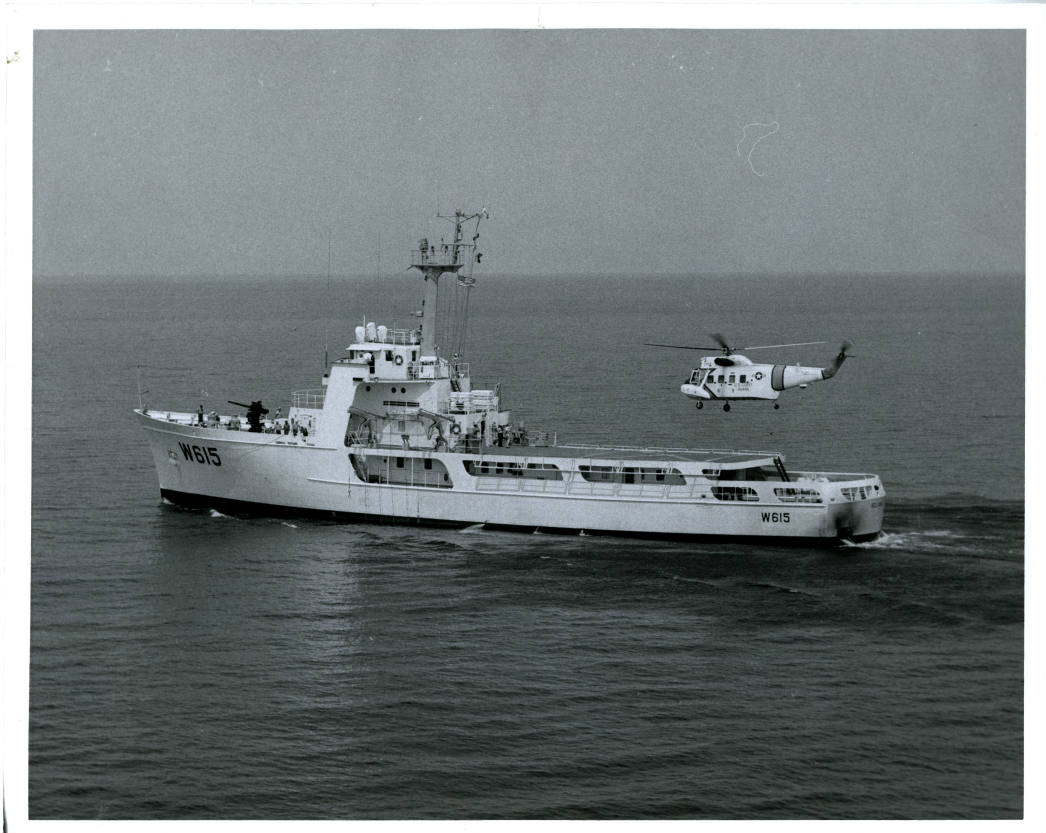 Solve USCGC Dauntless and HH52 helicopter (0339) jigsaw puzzle online ...