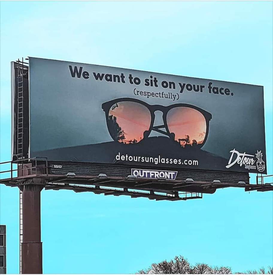 Solve Sunglasses :-) jigsaw puzzle online with 16 pieces