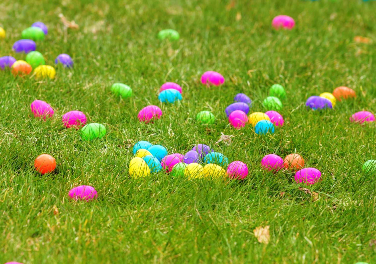 Solve Color Me Easter jigsaw puzzle online with 88 pieces