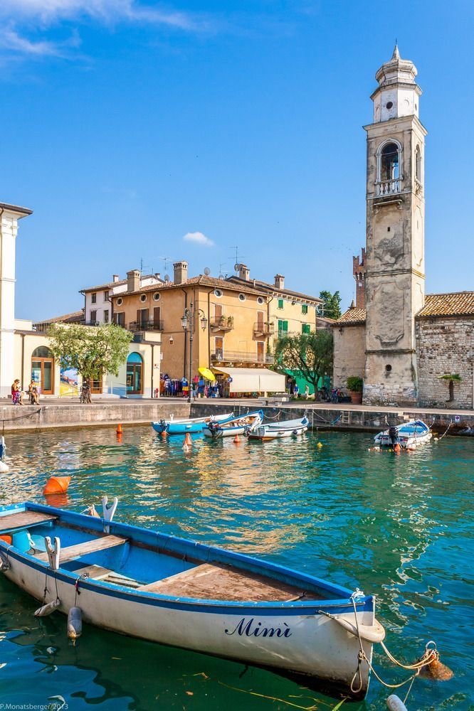 Puzzle | 77 dílků | Lazise, Lago Garda, Itália !!! | Jigidi