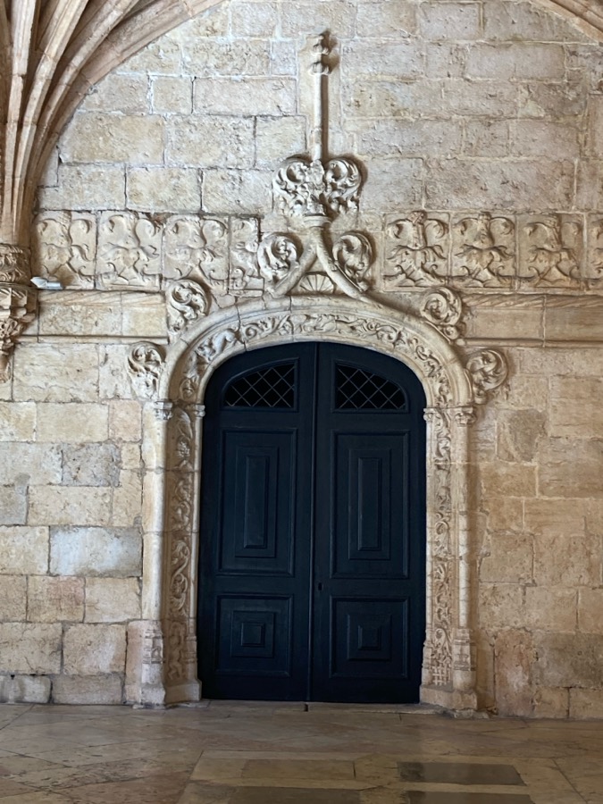 Solve Monastery Door jigsaw puzzle online with 35 pieces