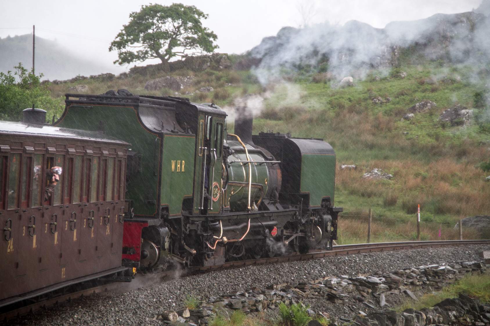 Solve welsh highland railways 10-06-2014 10-06-2014 143 Ex-SAR NGG 16 ...