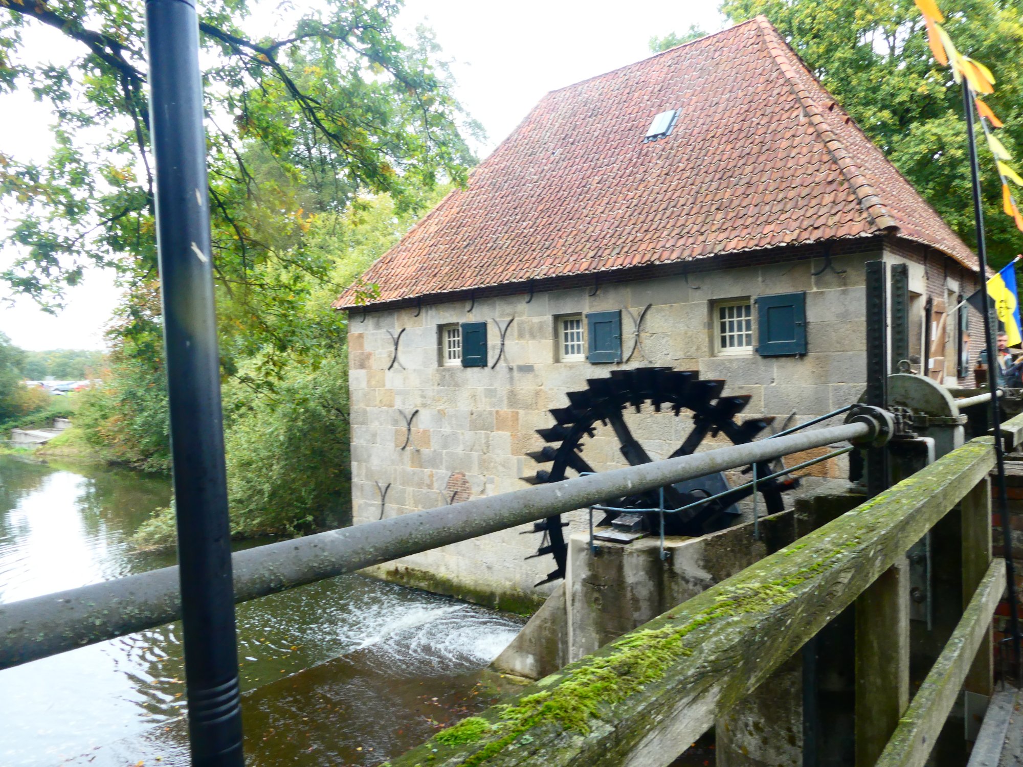 Solve Watermill in Eibergen jigsaw puzzle online with 500 pieces
