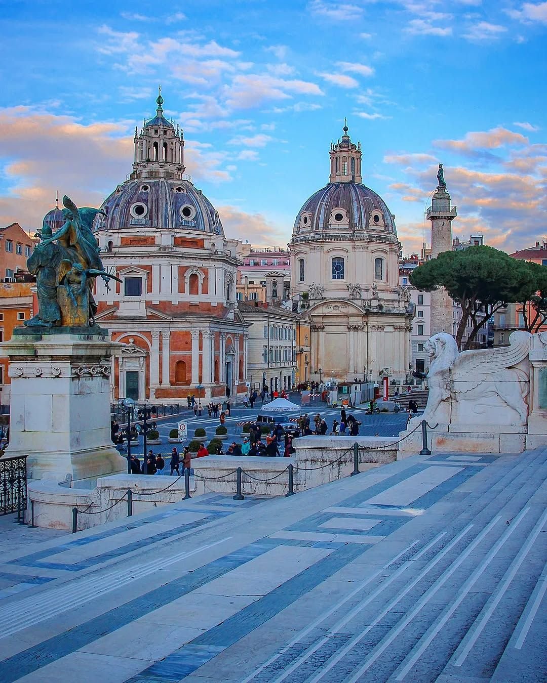 Solve Rome, Italy 🇮🇹 jigsaw puzzle online with 99 pieces