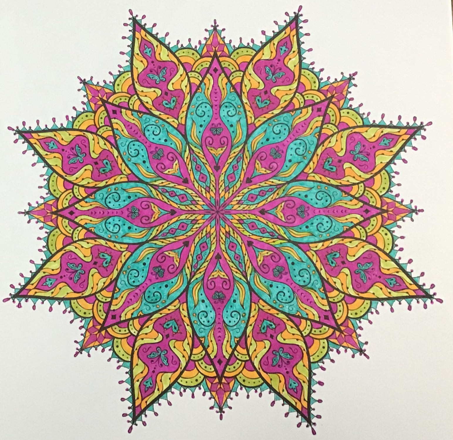Solve Mandala jigsaw puzzle online with 169 pieces