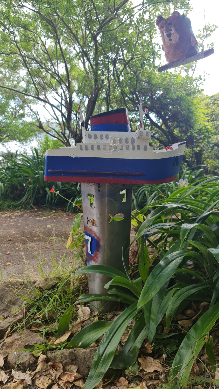 Solve Letterbox - No7. Mail boat and who is that looking on? jigsaw ...