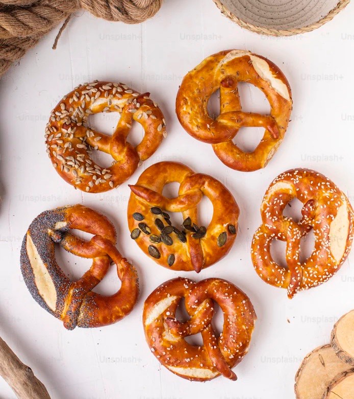 Solve Breakfast pretzels jigsaw puzzle online with 132 pieces