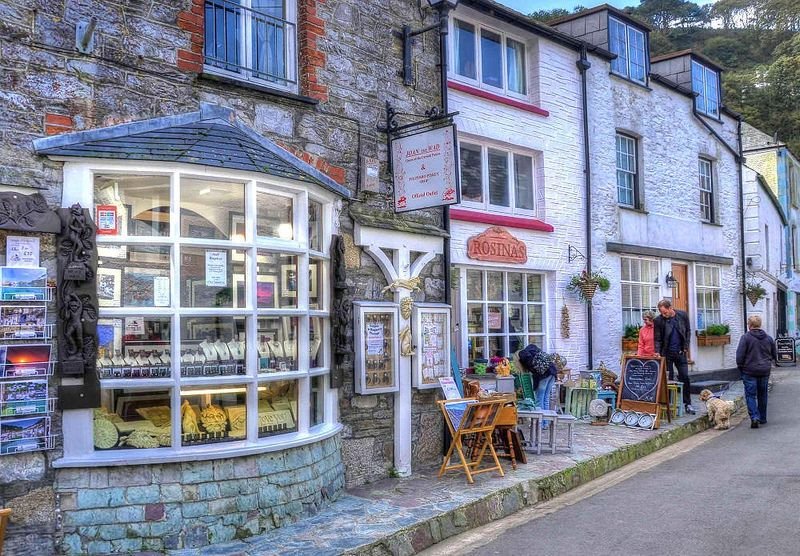 Solve Polperro, Cornwall, UK #1 jigsaw puzzle online with 77 pieces
