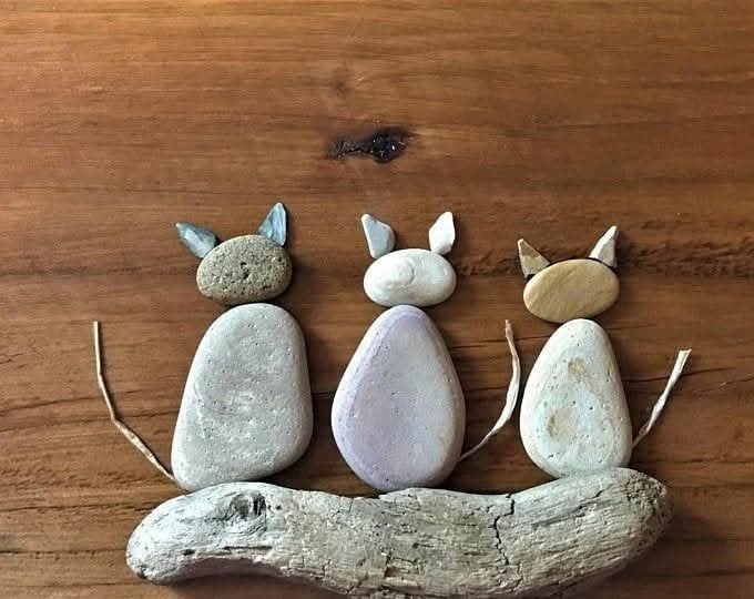 Solve Stone art jigsaw puzzle online with 12 pieces