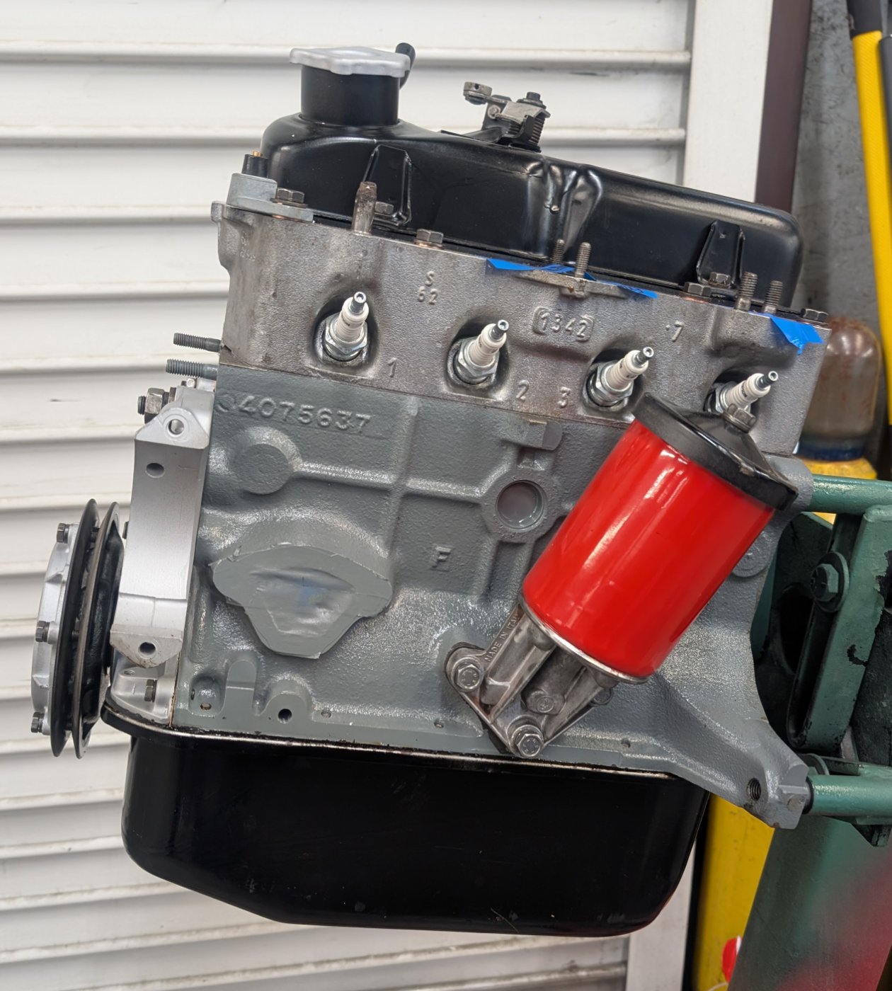 Solve Identify the engine, part II. jigsaw puzzle online with 42 pieces