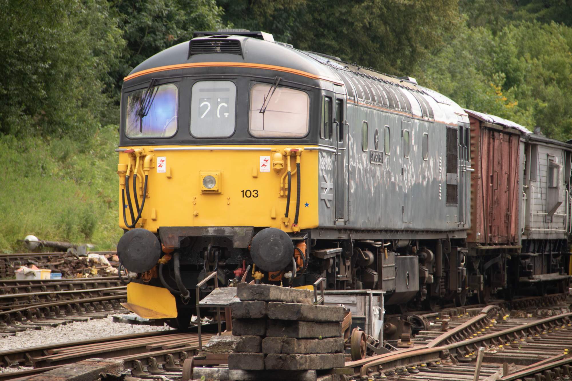 Solve Ecclesbourne Valley Railway 8-07-2020 BR Class 33 diesel ...