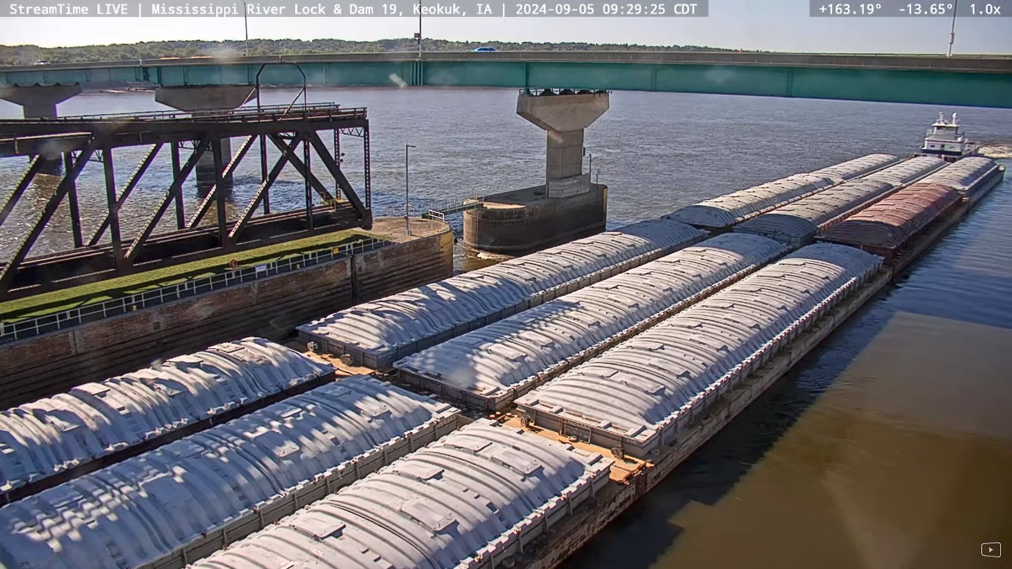 Jigsaw Puzzle | 66 pieces | Lock 19, towboat Mark Duley | Jigidi