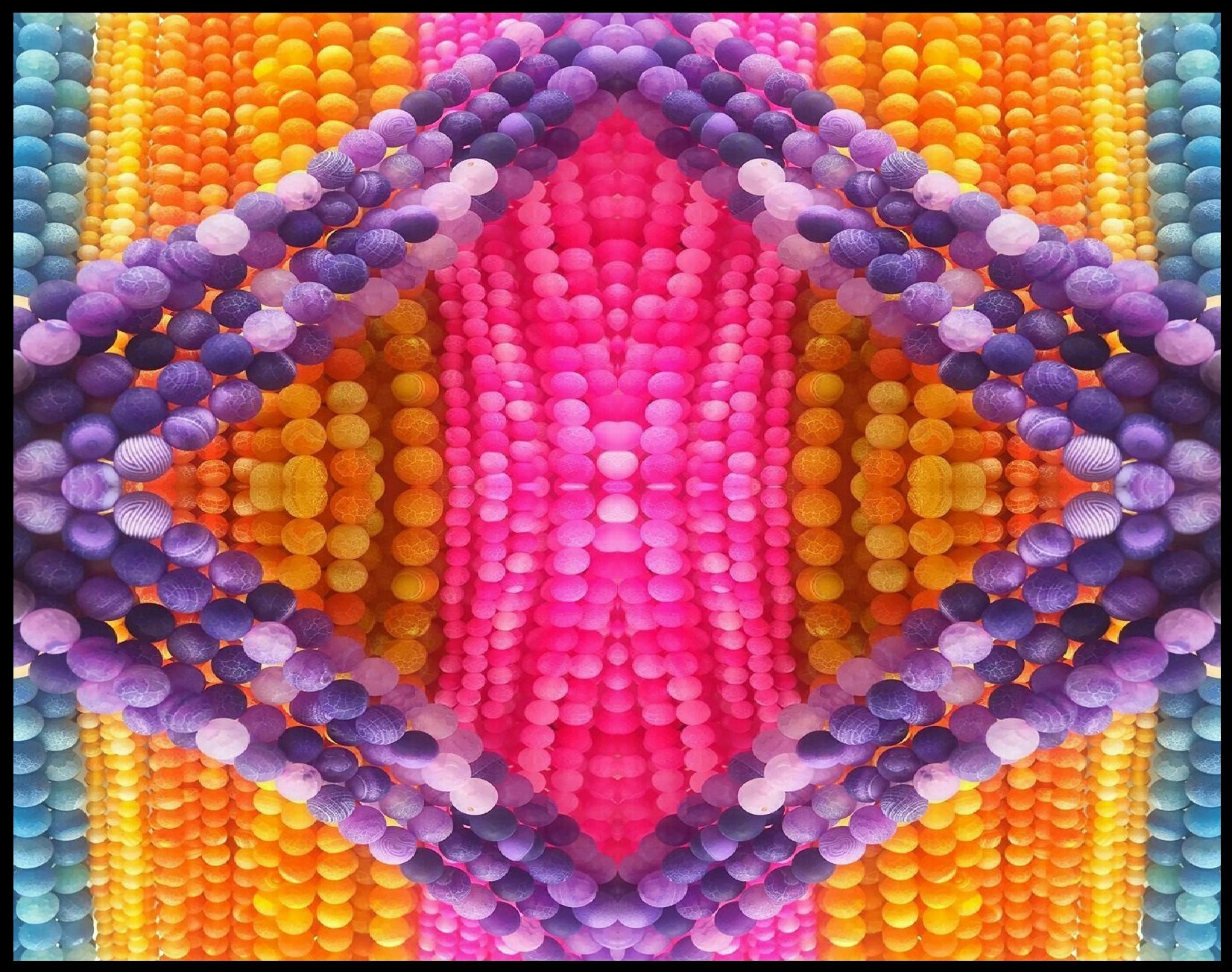 Solve c2 jigsaw puzzle online with 130 pieces