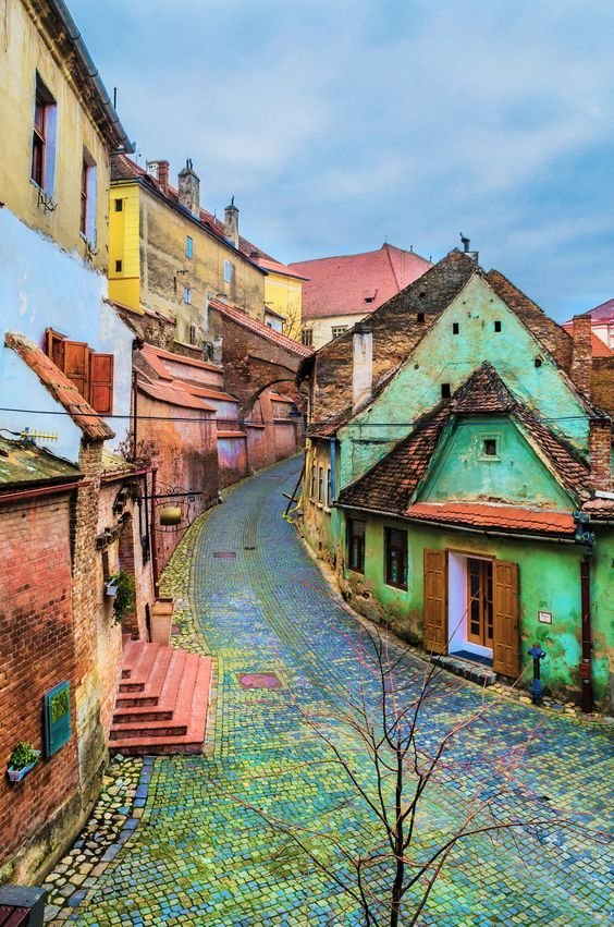 Solve Ruela em Sibiu, Romênia !!! jigsaw puzzle online with 77 pieces