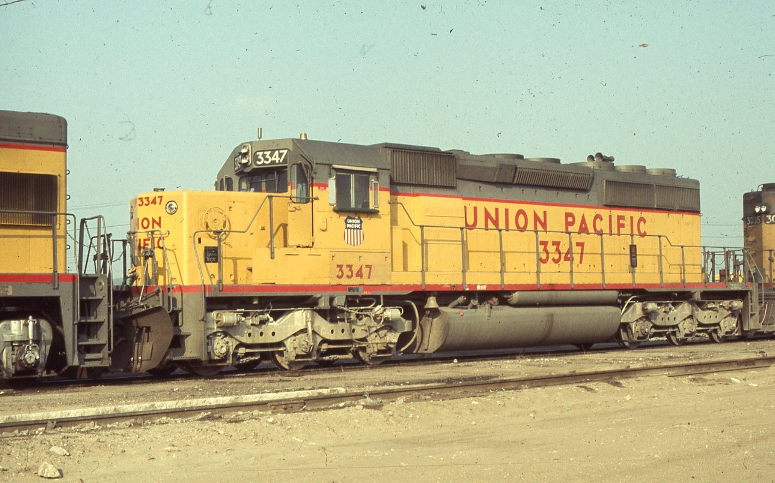 Solve UP SD40 Snoot jigsaw puzzle online with 160 pieces