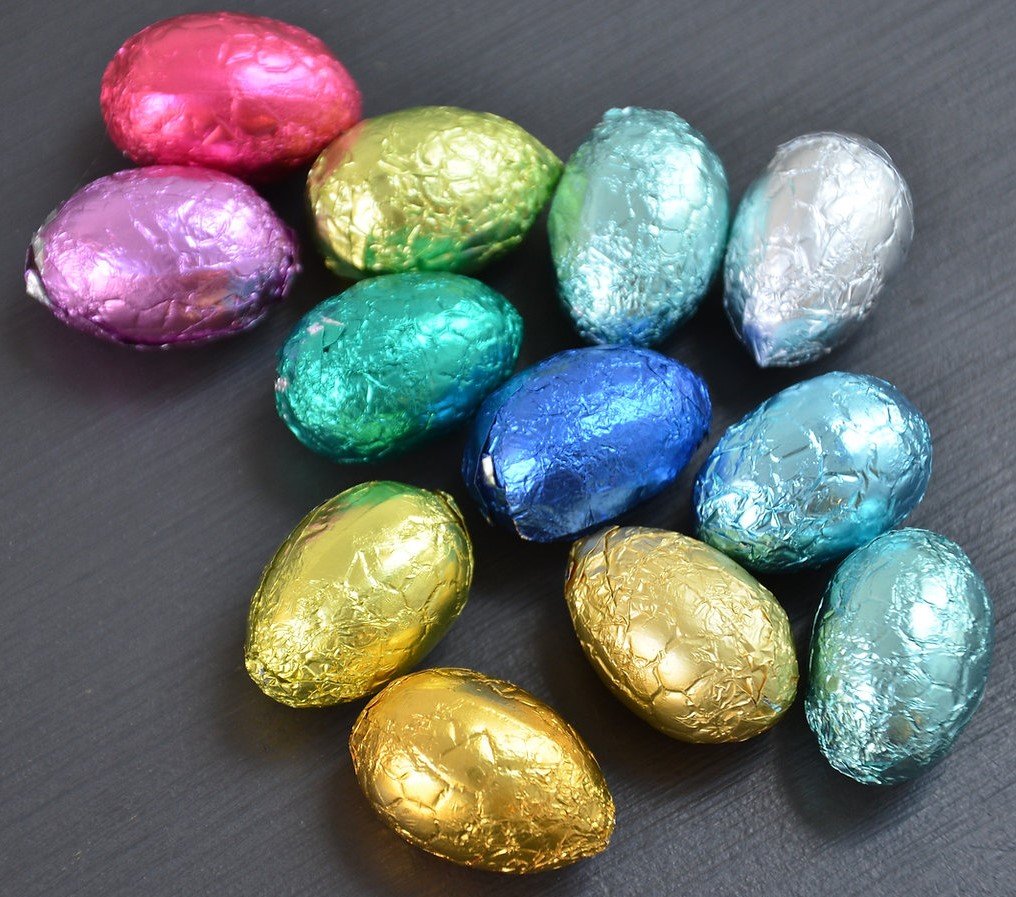 Solve Oeufs de Pâques - Easter eggs jigsaw puzzle online with 240 pieces