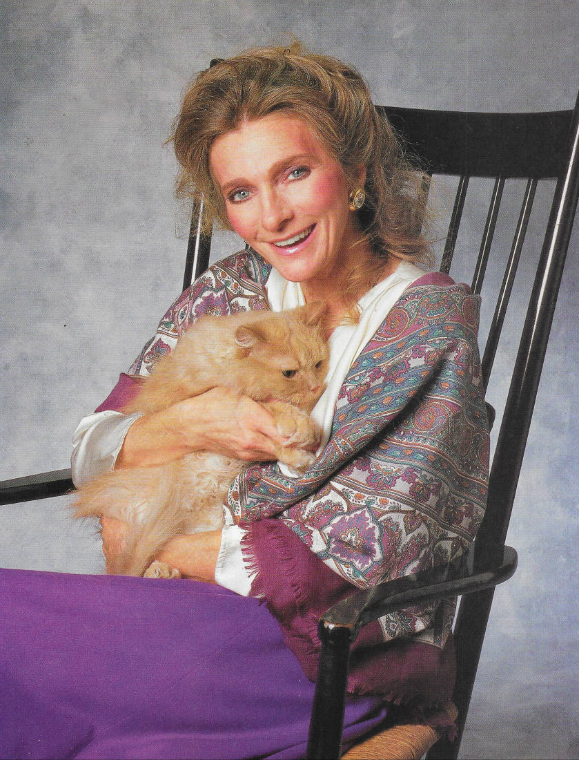 Solve Judy Collins jigsaw puzzle online with 88 pieces