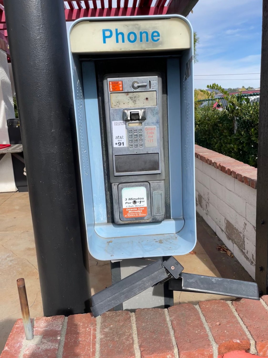 Solve The Last of the Pay Phones, somebody stole the handset and cord. jigsaw puzzle online with ...