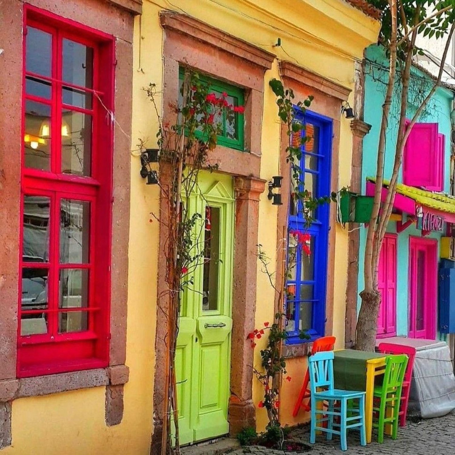 Solve Turkey jigsaw puzzle online with 196 pieces