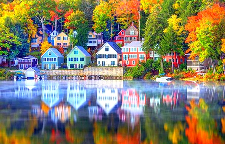 Solve Reflections of Autumn jigsaw puzzle online with 77 pieces