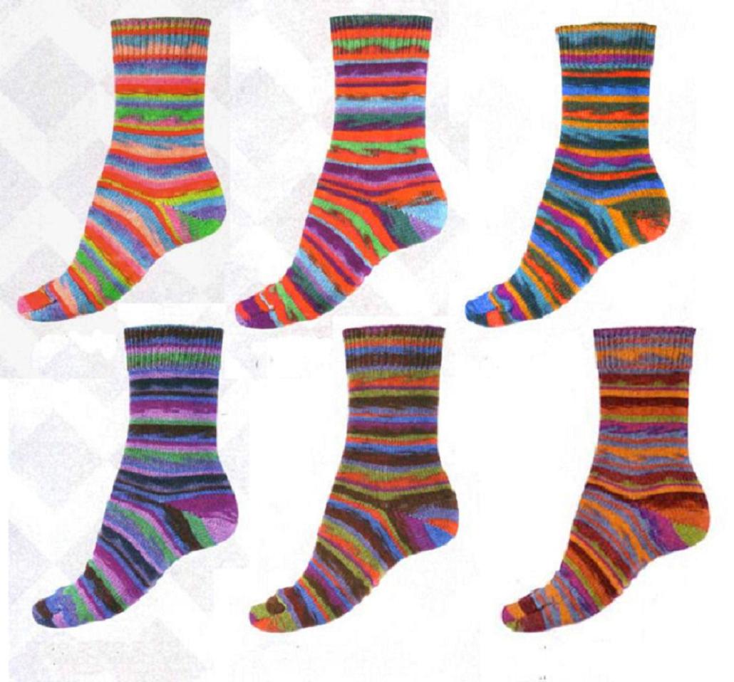 Solve Socks jigsaw puzzle online with 81 pieces