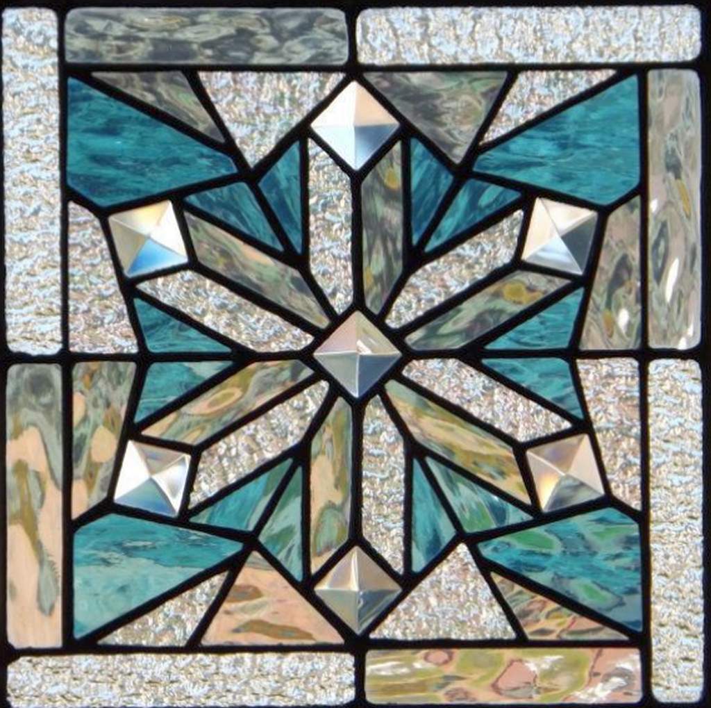 Solve Snowflake of the year! jigsaw puzzle online with 49 pieces