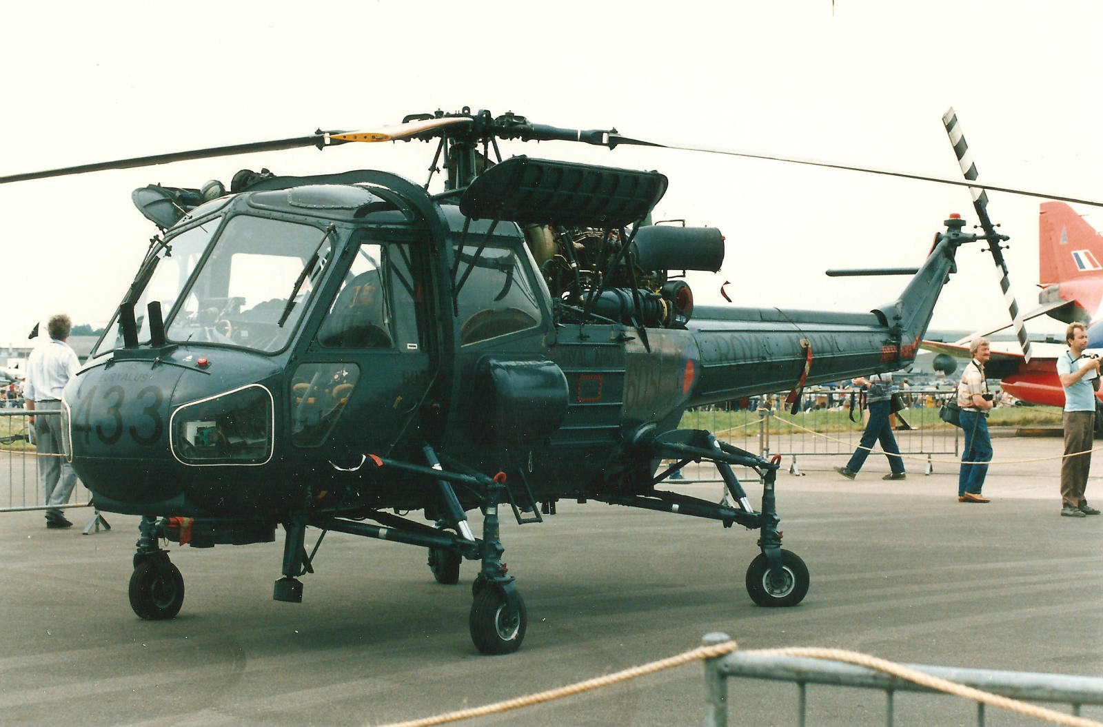 Solve Westland Wasp jigsaw puzzle online with 330 pieces