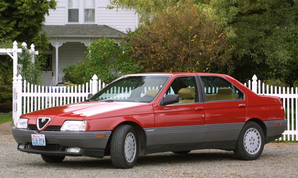 Solve 1991 Alfa Romeo 164 jigsaw puzzle online with 104 pieces