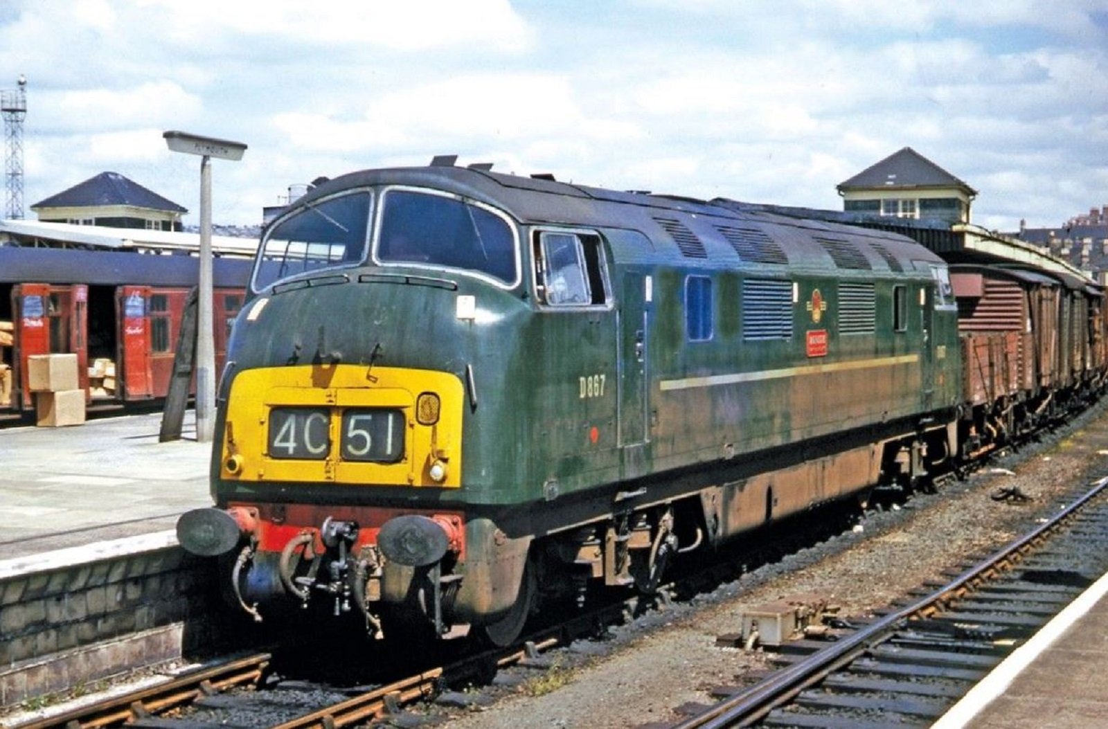 Solve BR Class 42 Warship D867 Zenith at Plymouth. jigsaw puzzle online ...