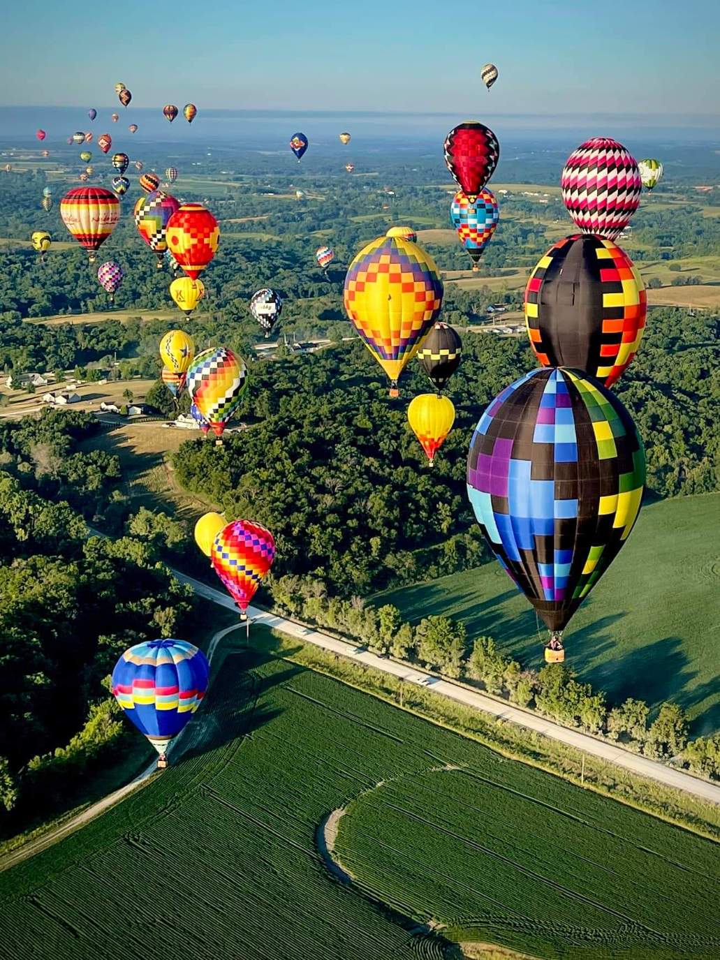 Solve Up in the Air jigsaw puzzle online with 88 pieces