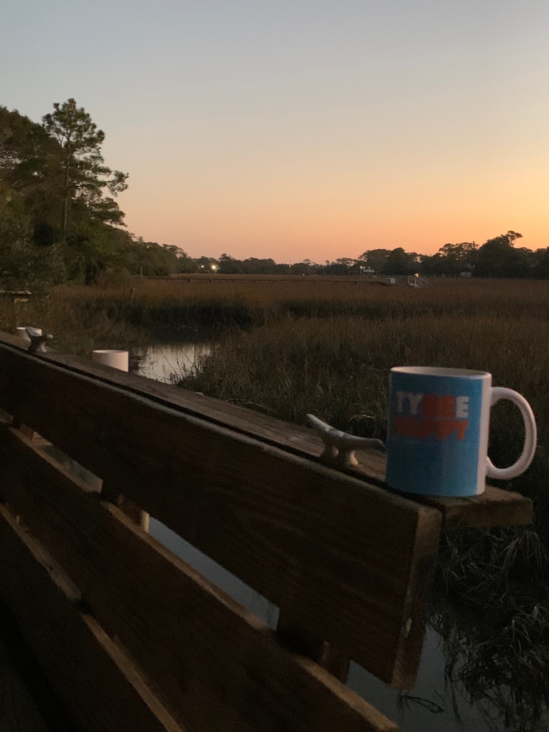 Solve Happy Friday jigsaw puzzle online with 252 pieces