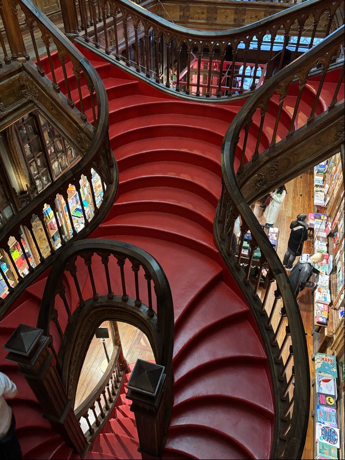 Solve Livraria Lello Book Store in Porto, Portugal jigsaw puzzle online ...