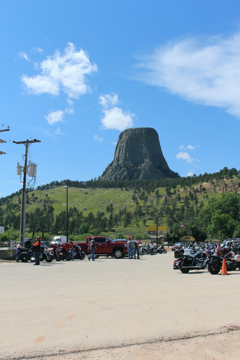 Solve Wyoming Trip to Devil's Tower jigsaw puzzle online with 150 pieces